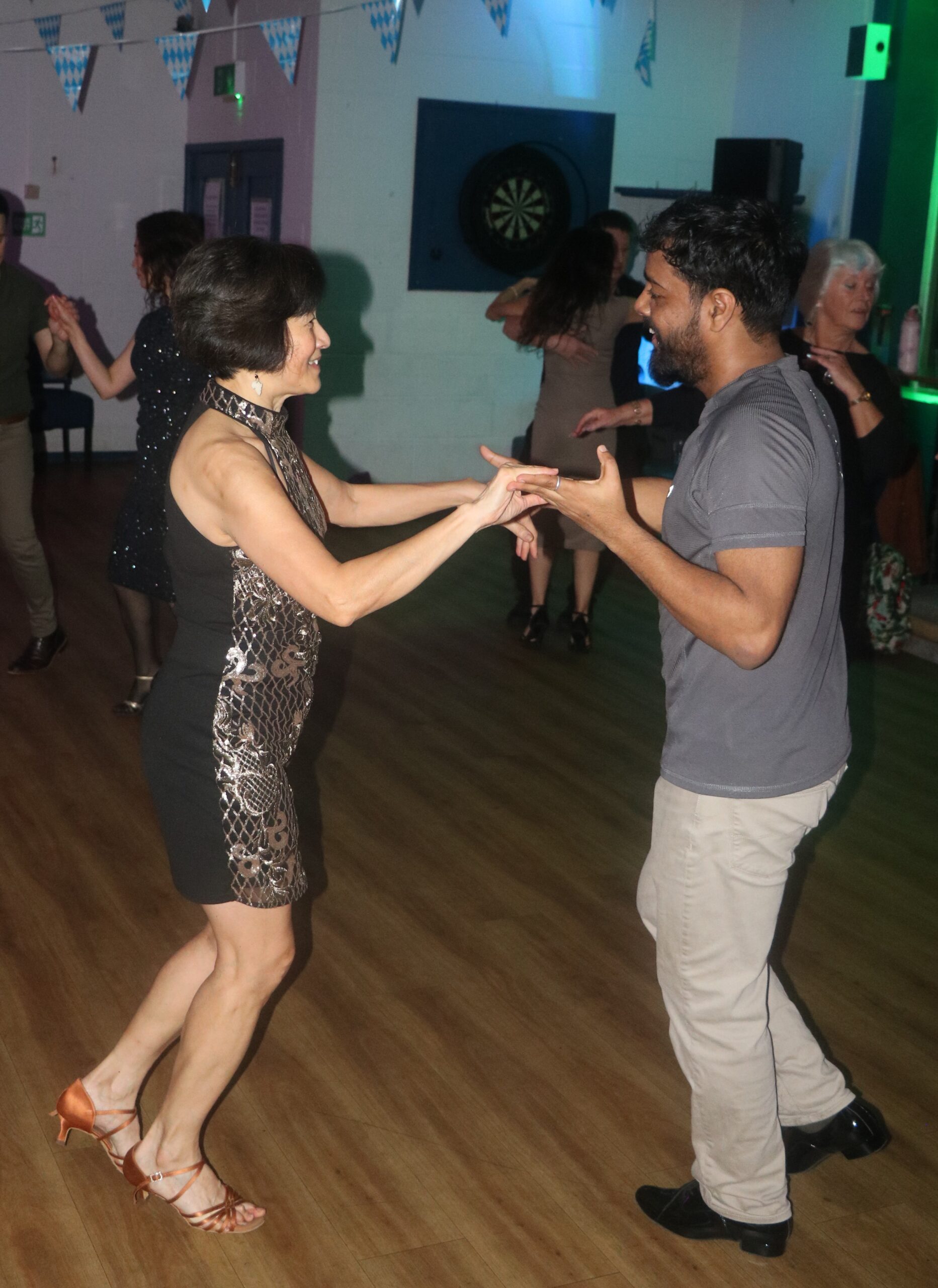 Topic of the week: Salsa Social dancing - Going to your first social